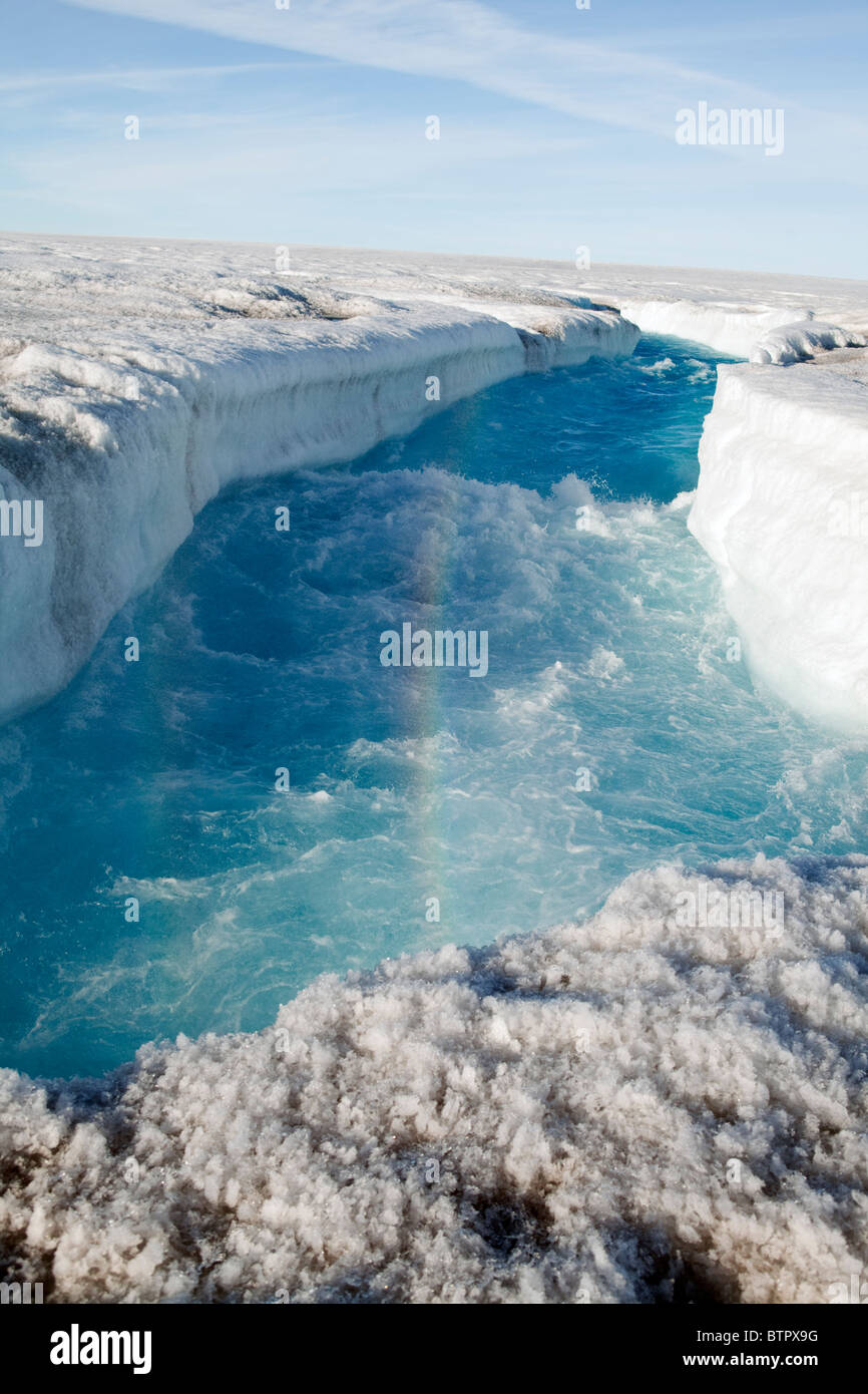 Water mist and ice hi-res stock photography and images - Alamy