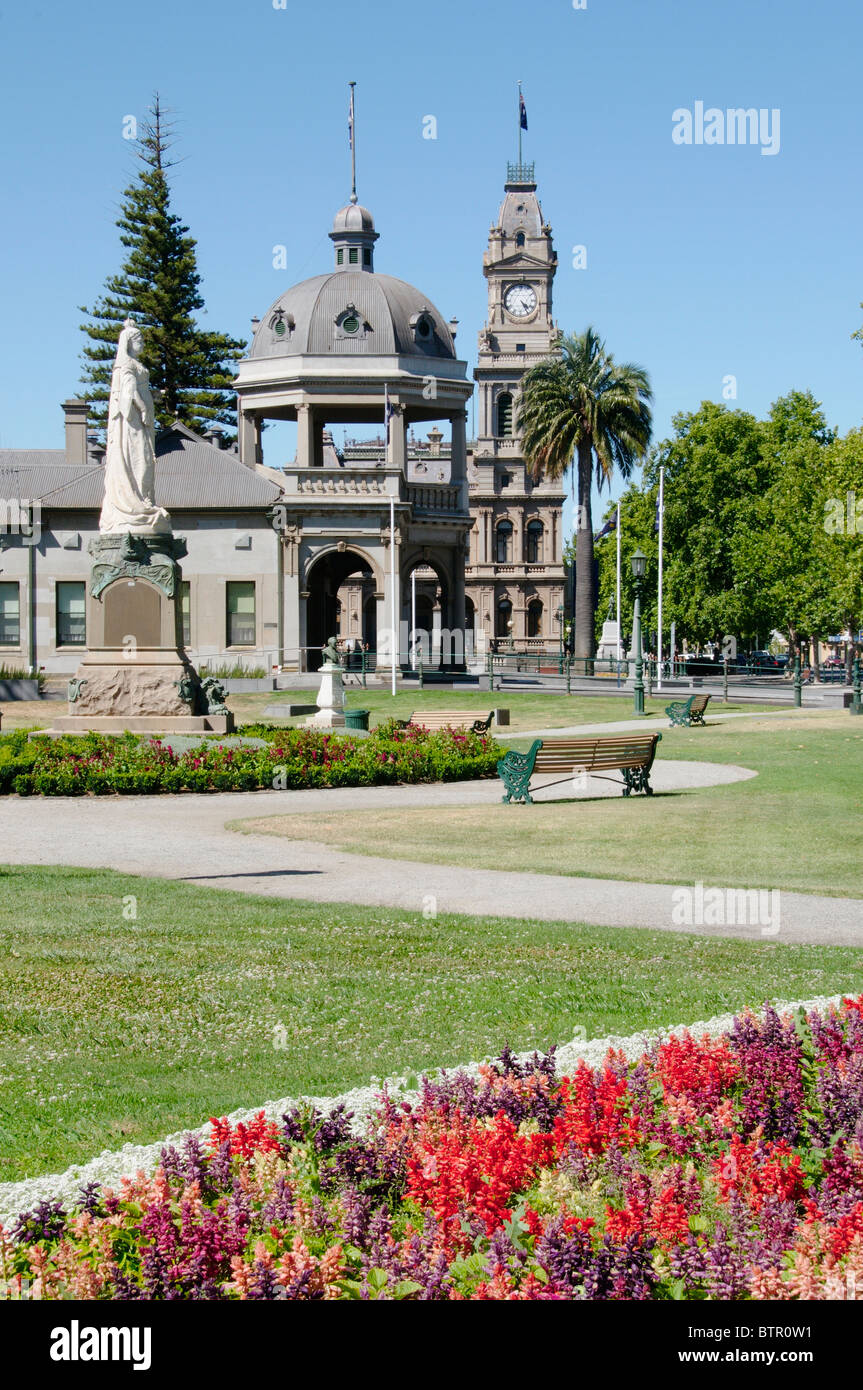 Australia, Central Victoria, Bendigo, Pall Mall, View of historic ...