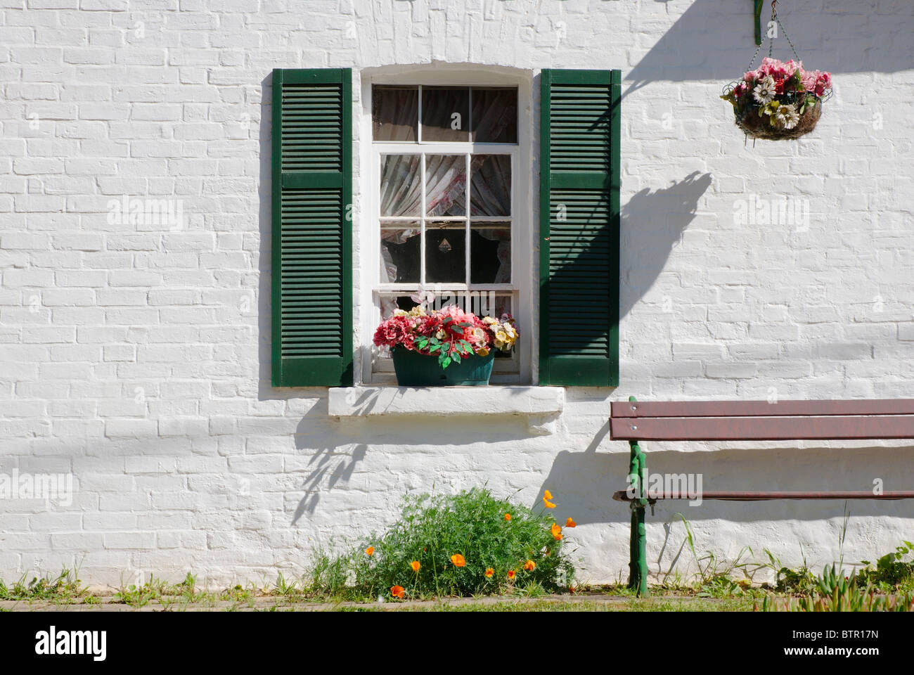 Australia, Central Victoria, Castlemaine, Barkers Creek, window with ...