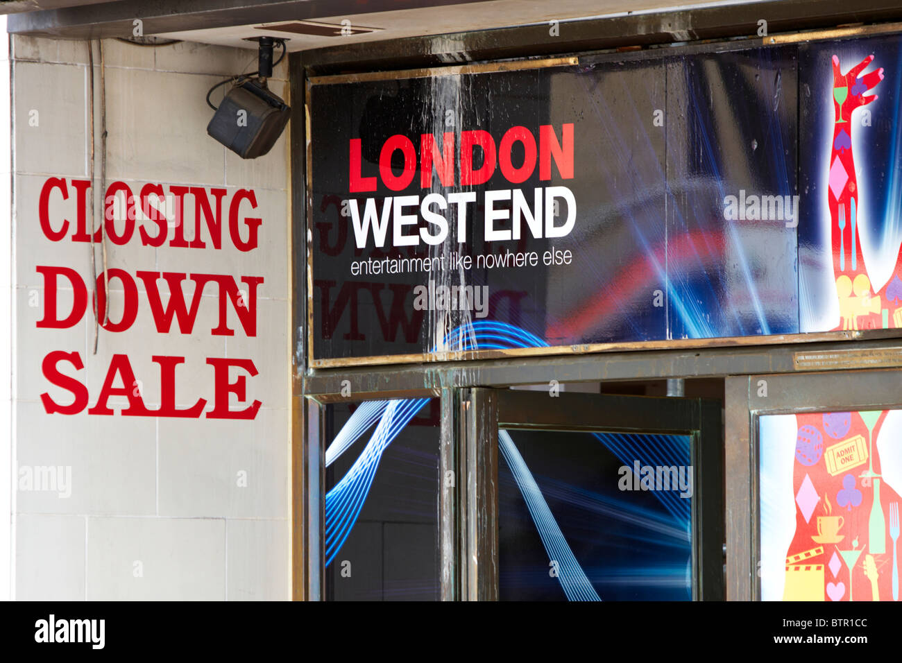Empty retail unit in Trocadero, part of London's prime West End ... Empty retail unit in Trocadero, part of London's prime West End ...