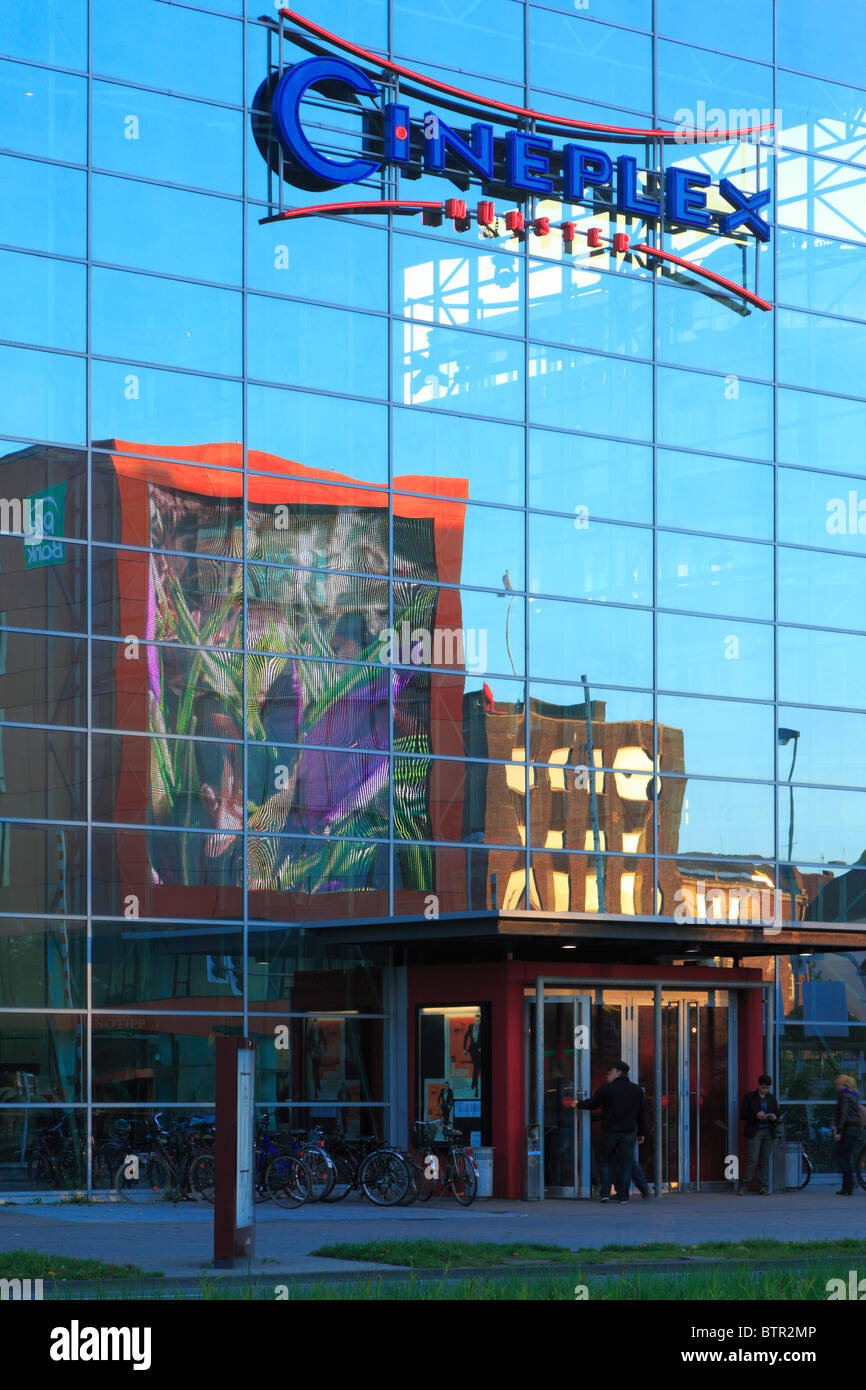 Cineplex media hi-res stock photography and images - Alamy