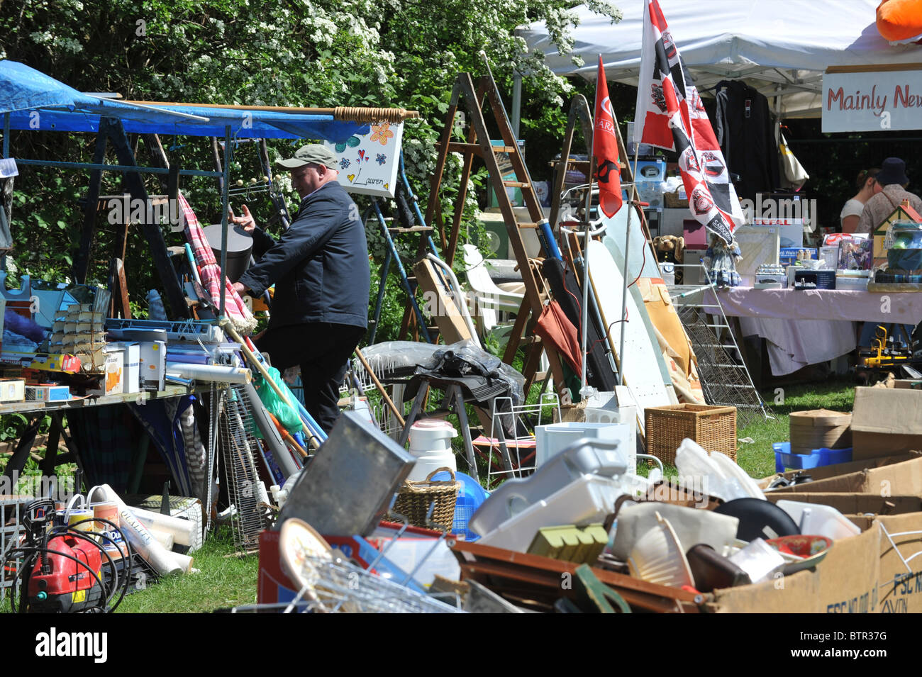 Outdoor Jumble Sale Stock Photo - Alamy