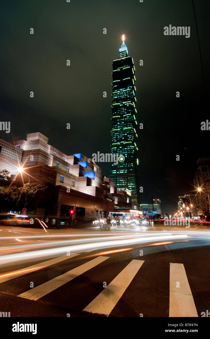 Tallest buildings asia hi-res stock photography and images - Alamy