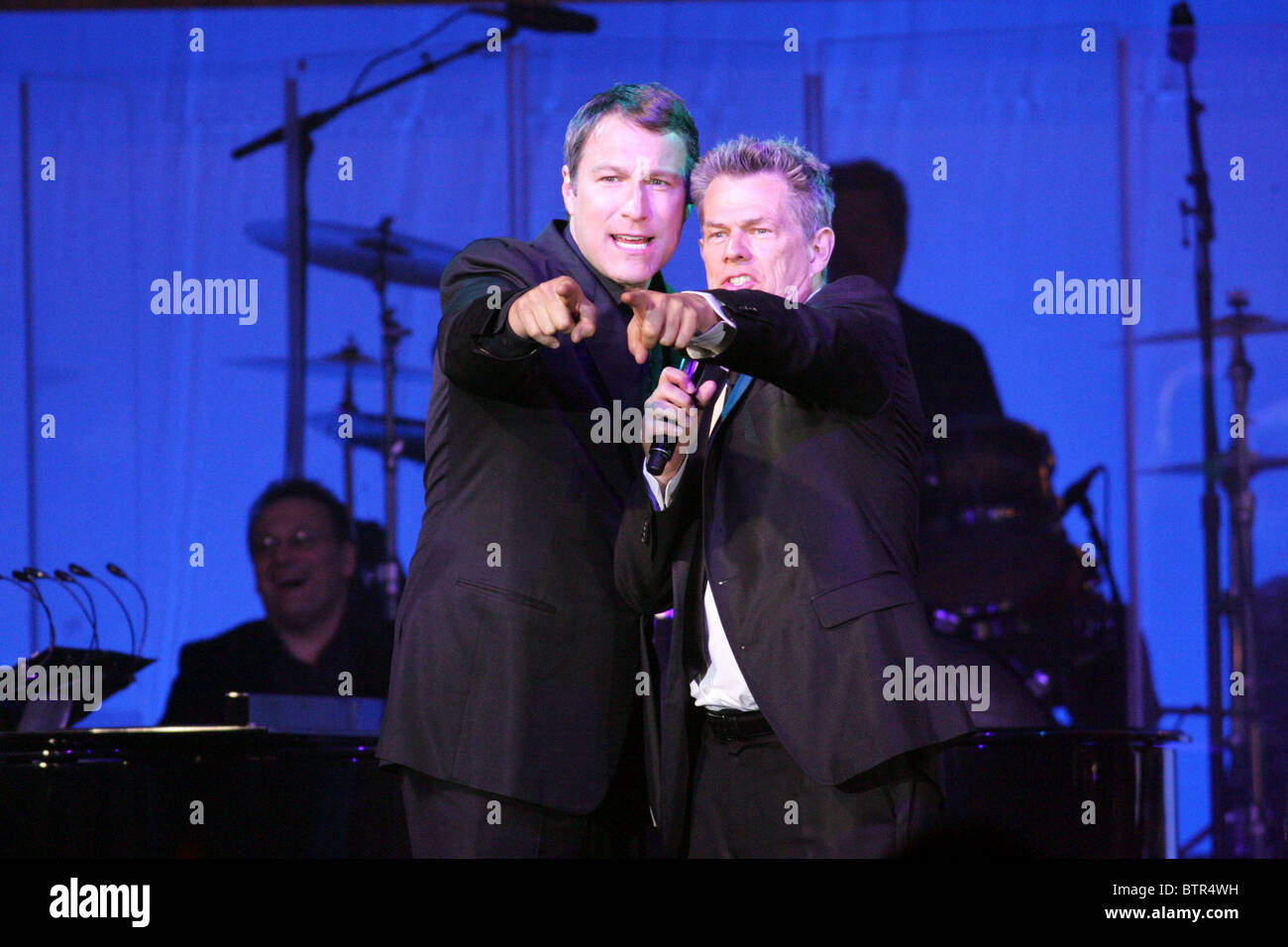 Muhammad Ali's Celebrity Fight Night XV-Concert Stock Photo - Alamy