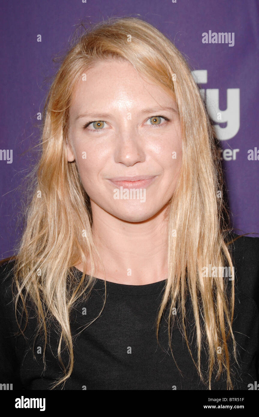 Anna torv entertainment hi-res stock photography and images - Alamy
