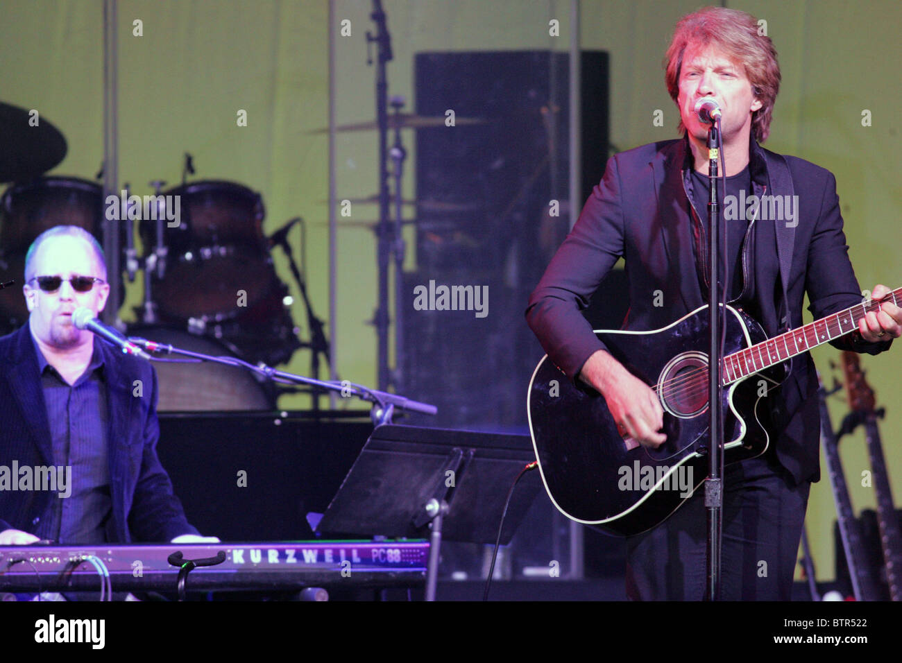 Muhammad Ali's Celebrity Fight Night XV-Concert Stock Photo - Alamy