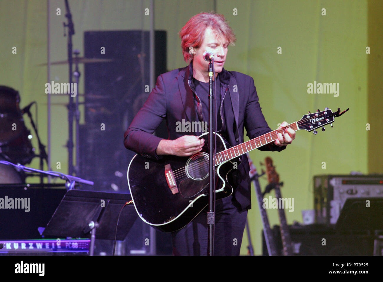 Muhammad Ali's Celebrity Fight Night XV-Concert Stock Photo - Alamy