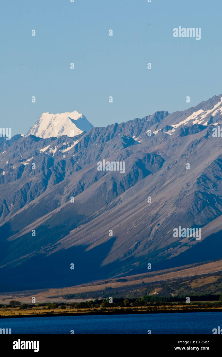 Ben Ohau Range,Mountains,Mt Cook, Ruataniwha Conservation Park,Shores ...