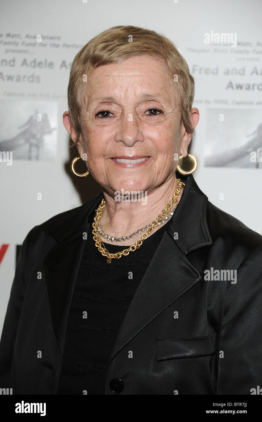 Adele King's Instagram, Twitter & Facebook on IDCrawl