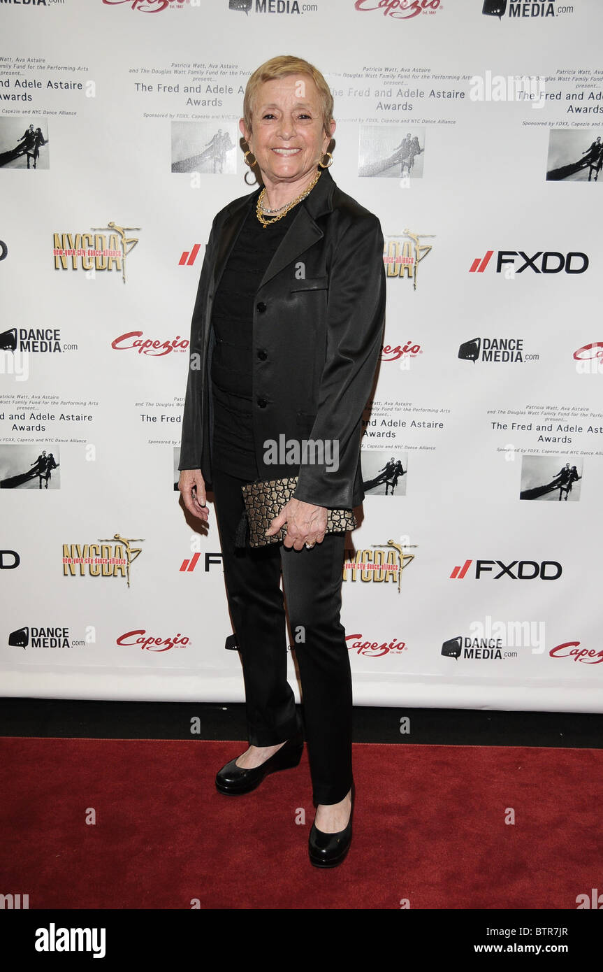 Adele lynch hi-res stock photography and images - Alamy