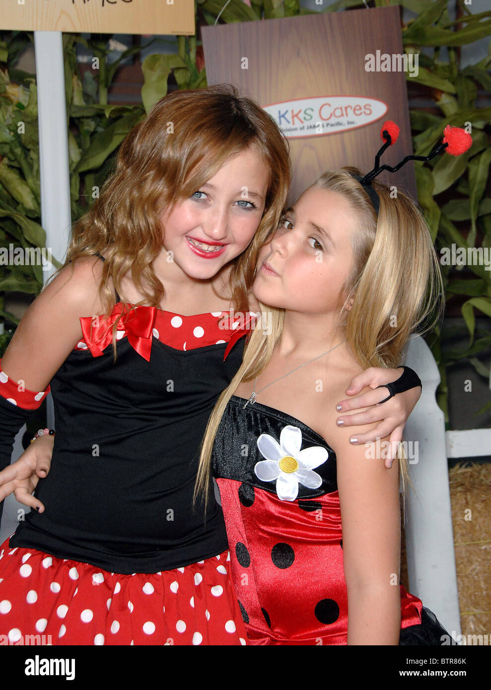 Noah Cyrus And Emily Grace 2022