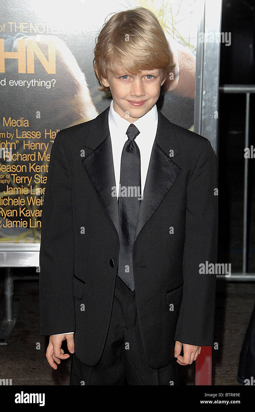Braeden reed dear john premiere hi-res stock photography and images - Alamy