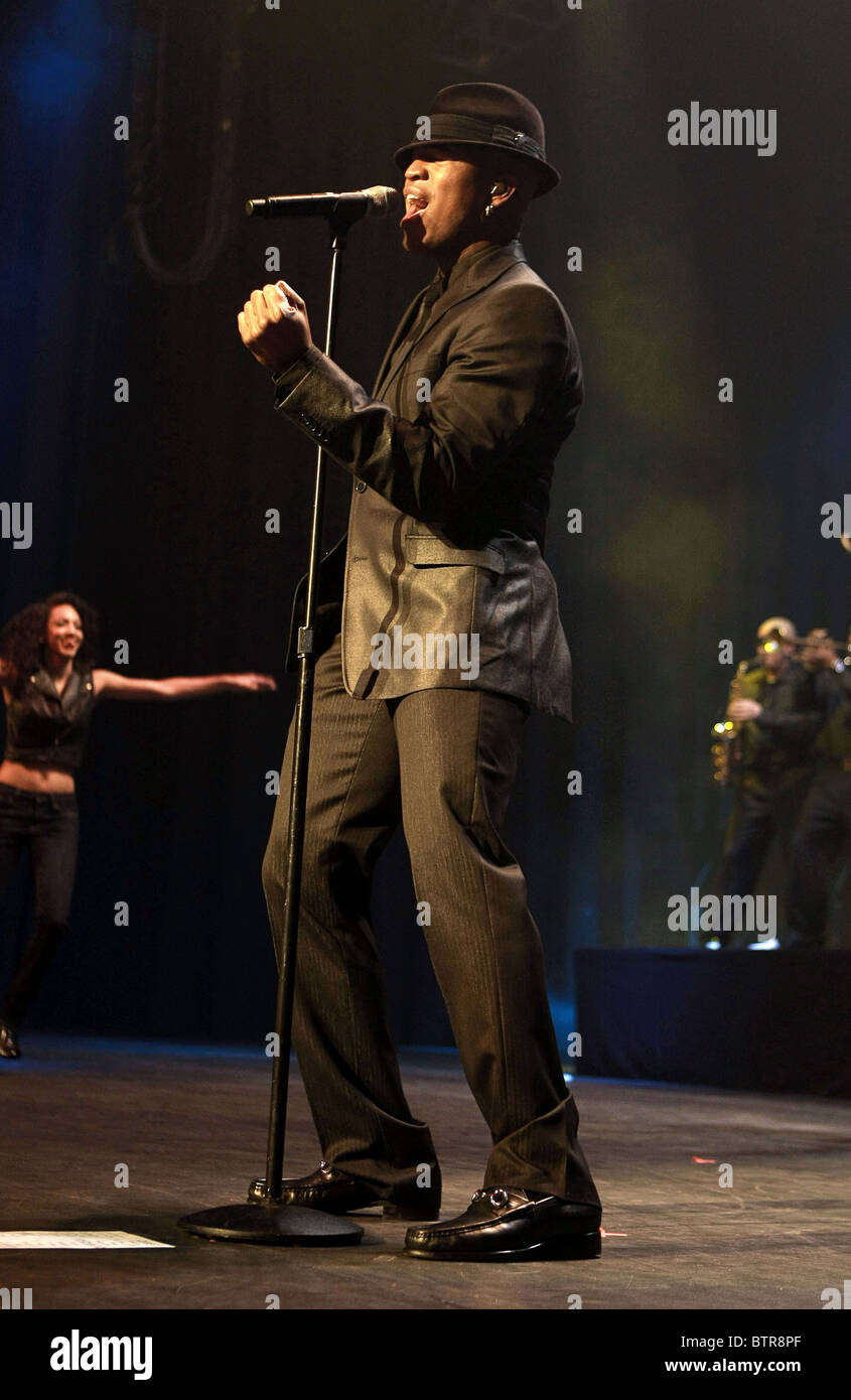 NE-YO in Concert at The Pearl Theater Stock Photo - Alamy