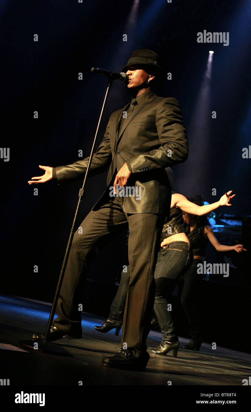 NE-YO in Concert at The Pearl Theater Stock Photo - Alamy