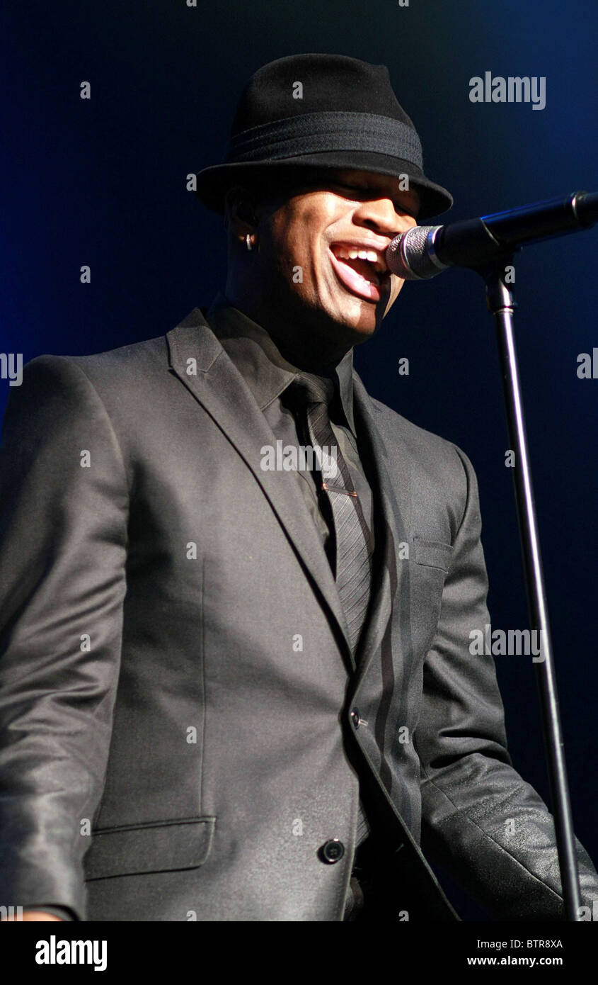 NE-YO in Concert at The Pearl Theater Stock Photo - Alamy