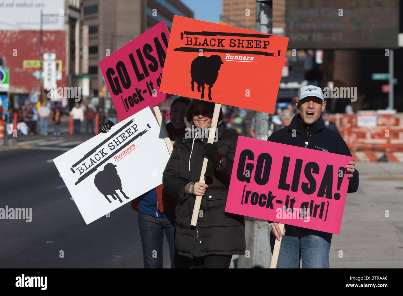 Marathon fans signs cheer hi-res stock photography and images - Alamy