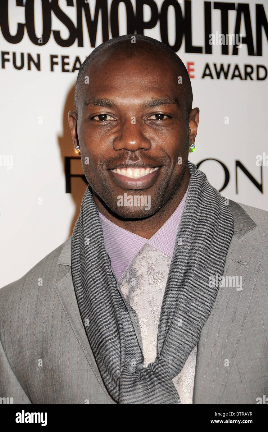 Cosmopolitan Fun Fearless Males of 2010 Stock Photo - Alamy