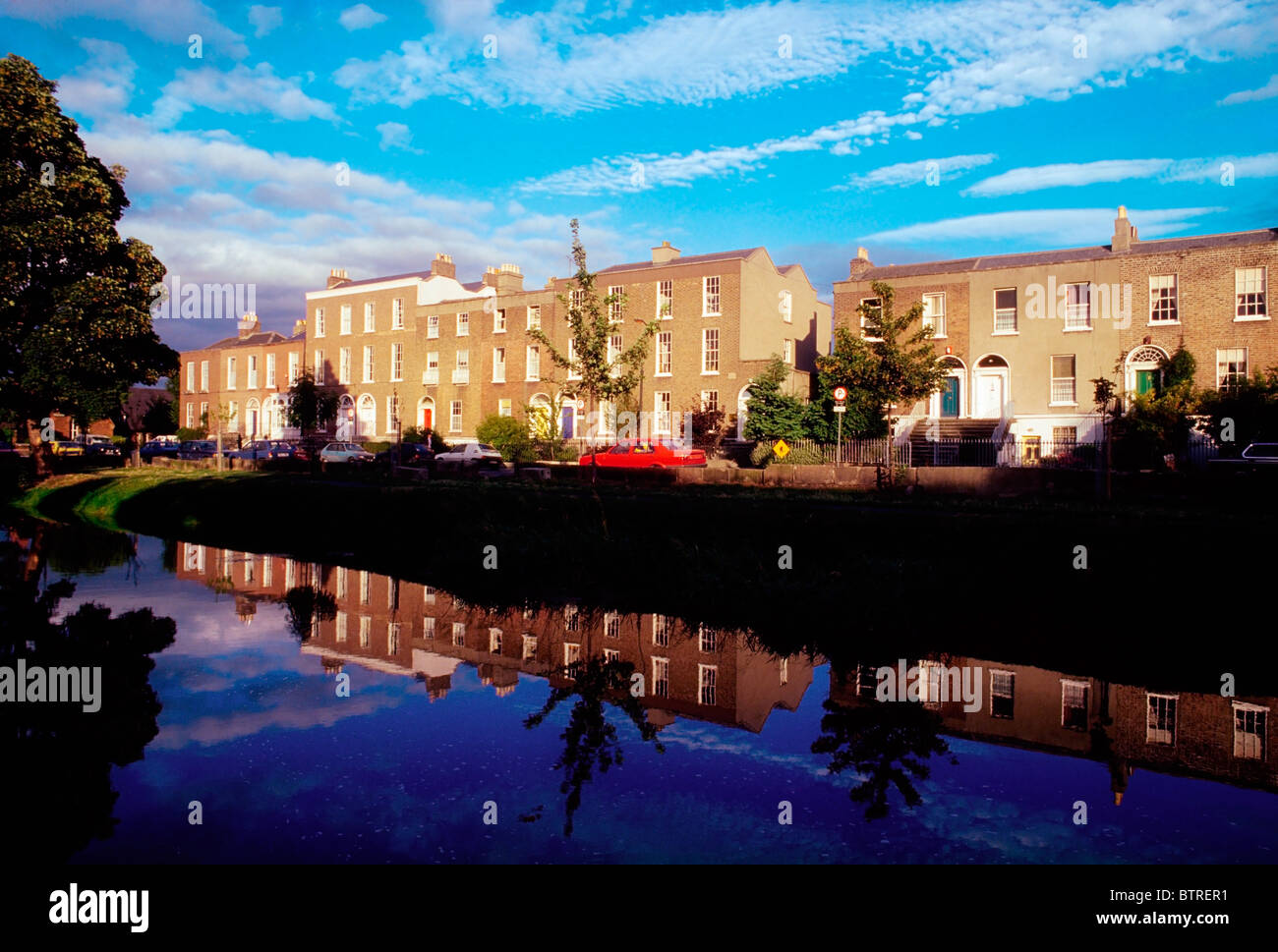 Dublin canals hi-res stock photography and images - Alamy