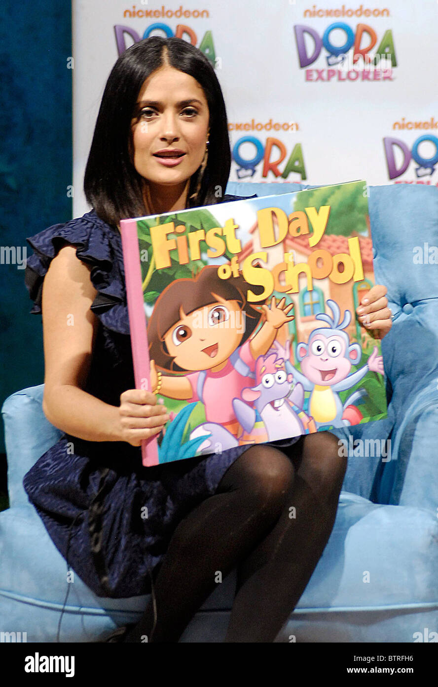 DORA THE EXPLORER'S 10th Anniversary Book Reading Hosted by Children's ...