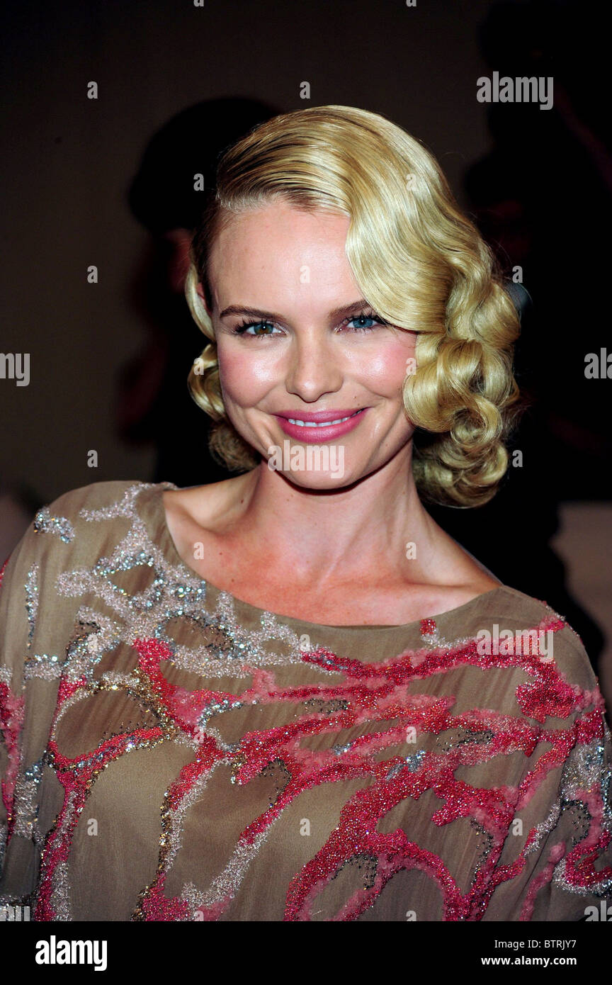 Part 2 - American Woman: Fashioning a National Identity Benefit Gala Co ...