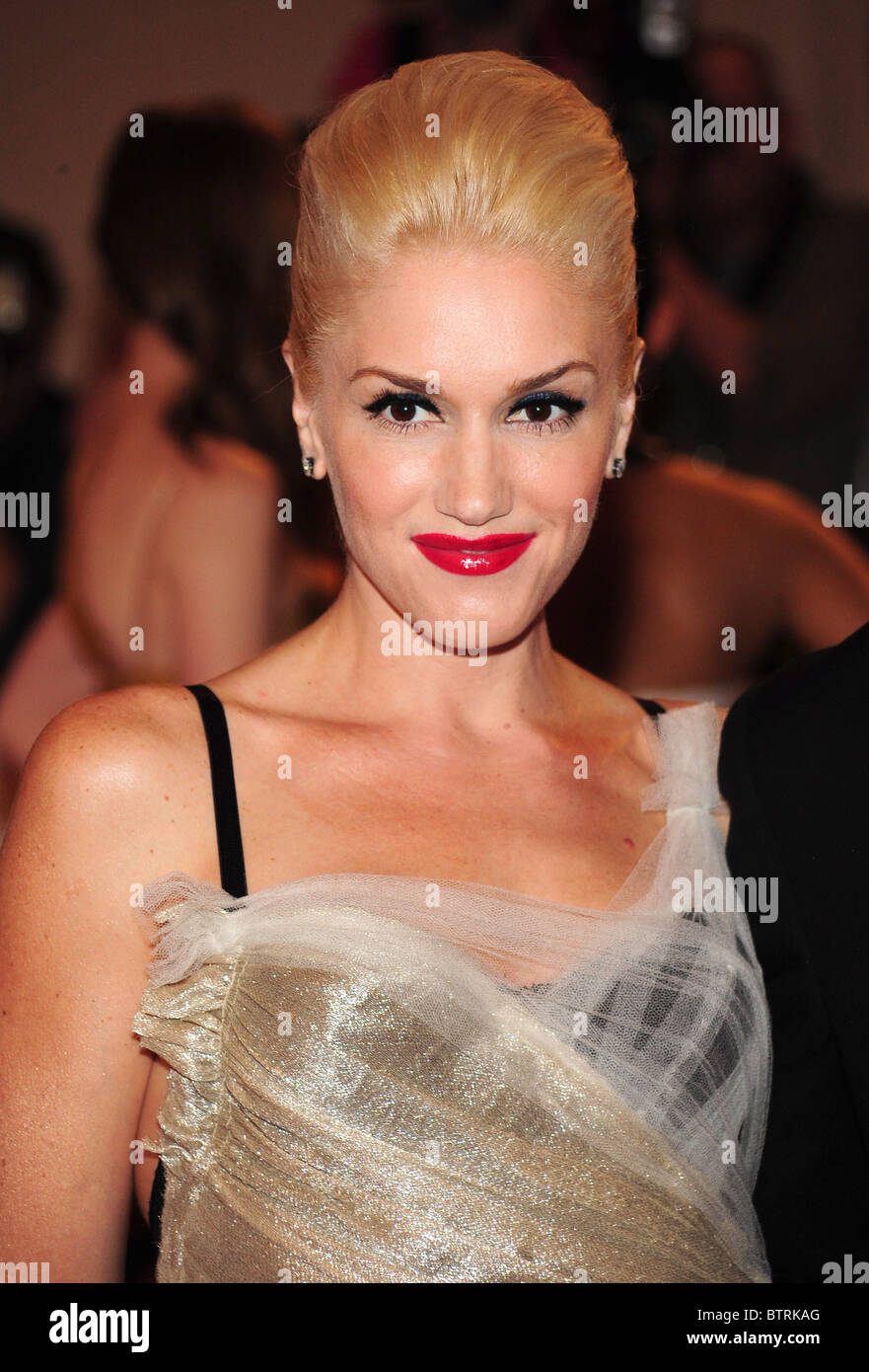 Part 2 - American Woman: Fashioning a National Identity Benefit Gala Co ...