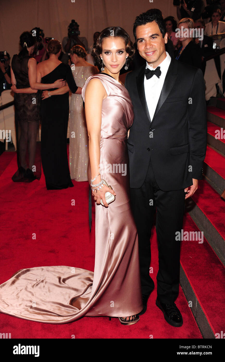 Part 2 - American Woman: Fashioning a National Identity Benefit Gala Co ...