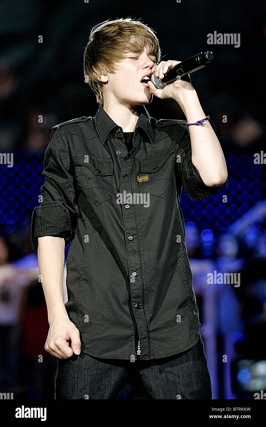 Pepsi super bowl fan jam hi-res stock photography and images - Alamy