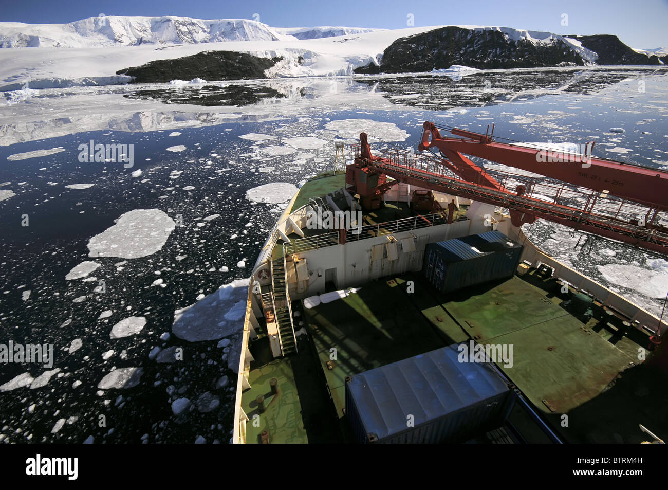 Polar explorer icebreaker cruise in hi-res stock photography and images ...