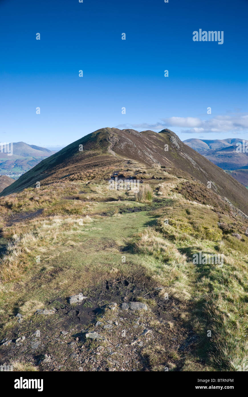 Looking towards Causey Pike on the Coledale Horseshoe, Lake District ...