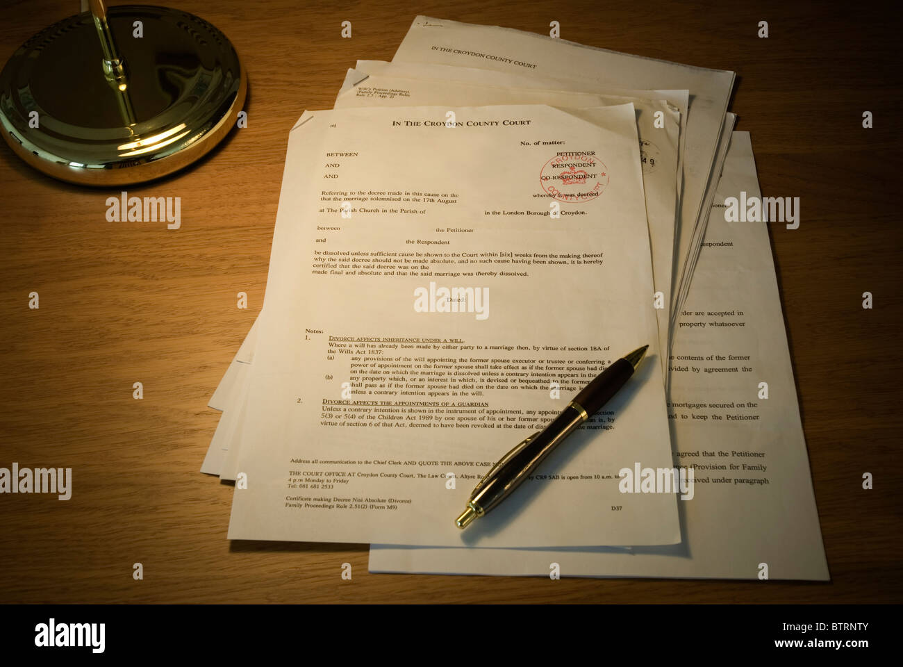 Decree absolute hi-res stock photography and images - Alamy