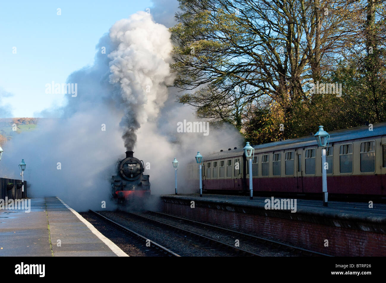 Steam locomotive 76079 br standard hi-res stock photography and images ...