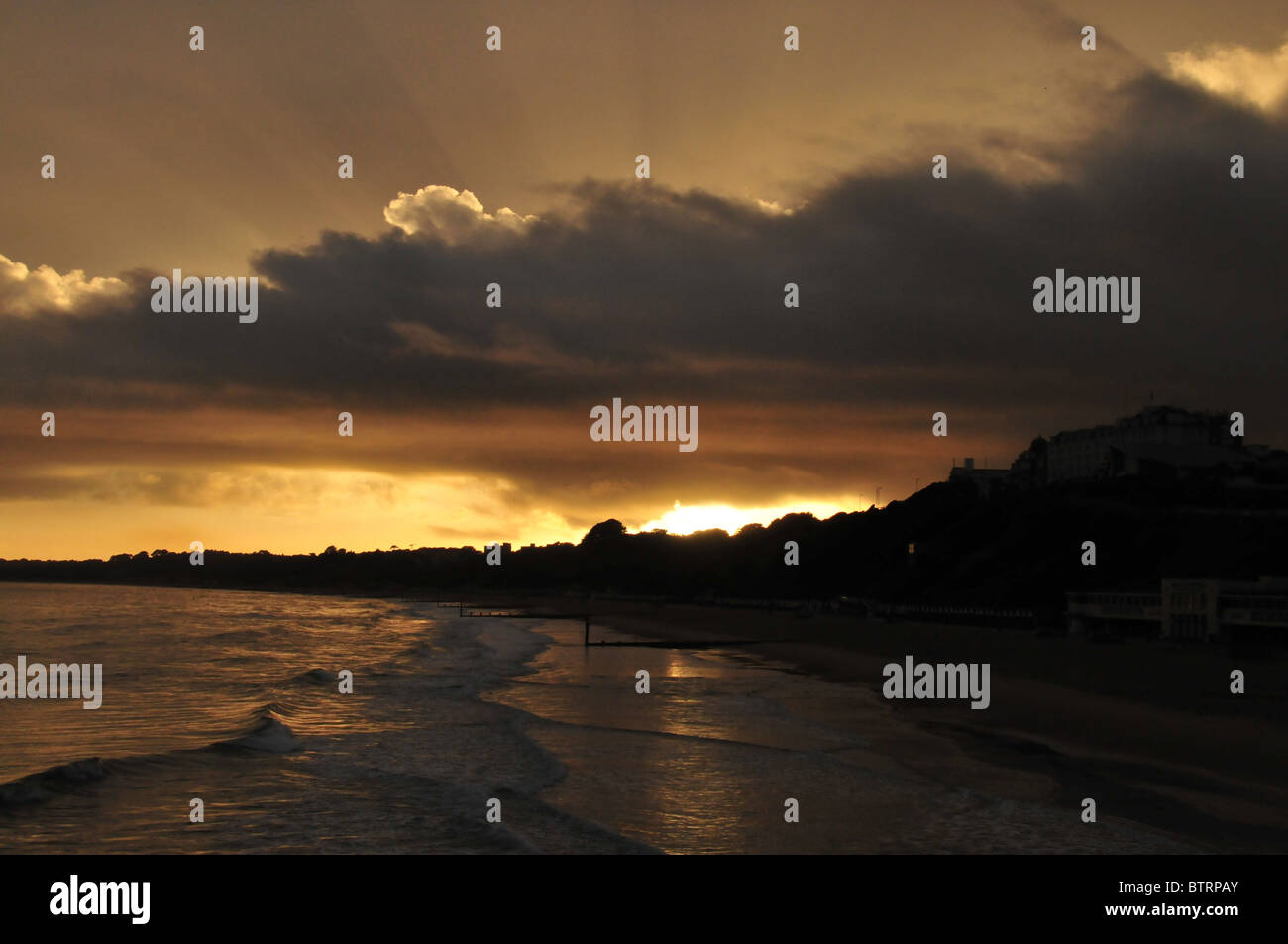 Stormy sunset, Bournemouth seafront, Dorset, England Stock Photo - Alamy