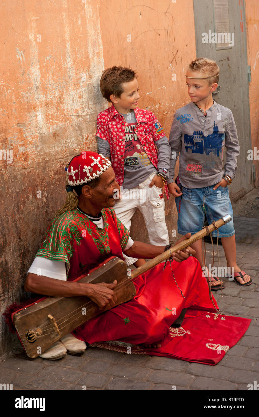 Moroccan children hi-res stock photography and images - Alamy