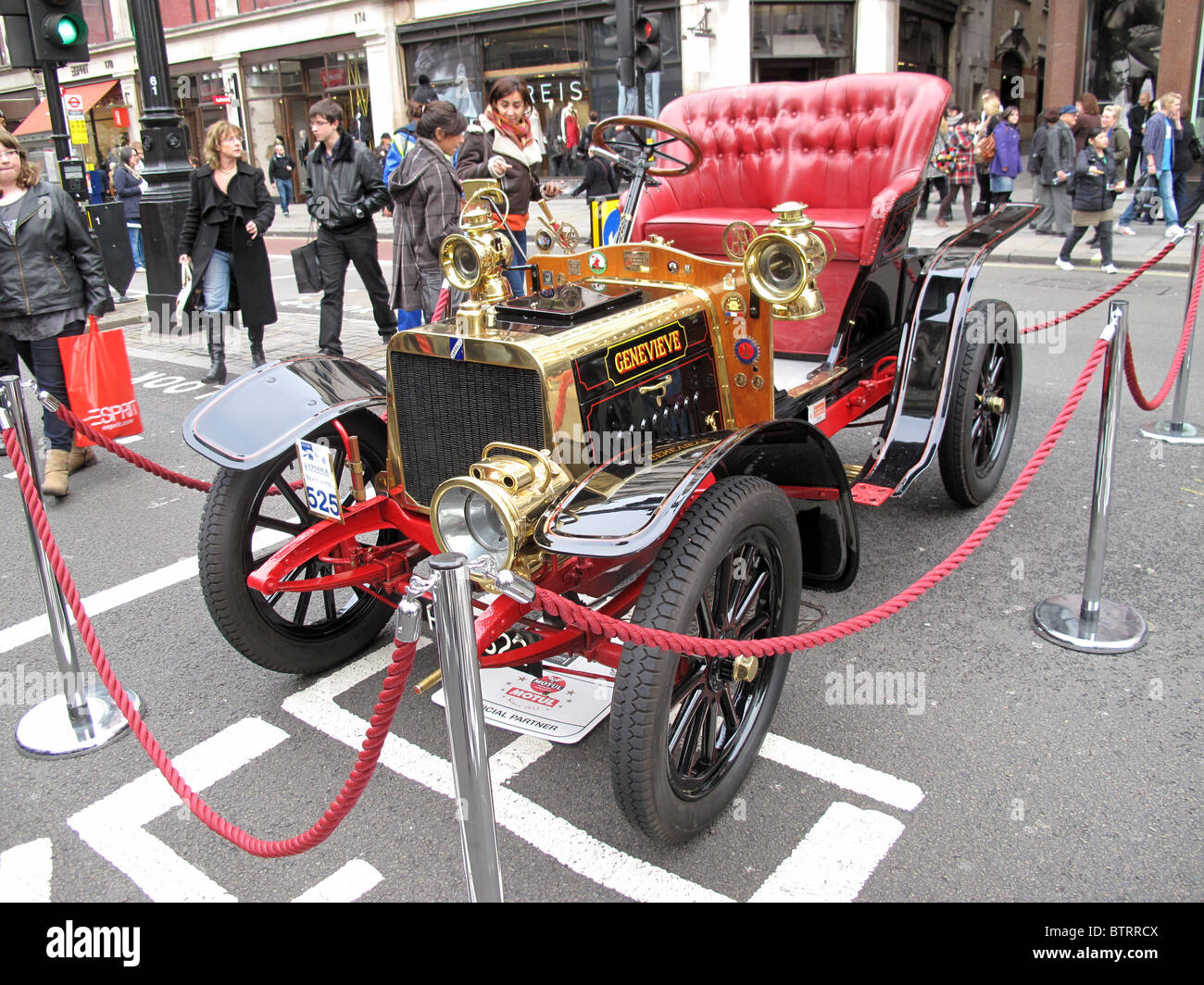 London to Brighton classic car race Regent street London Stock Photo ...