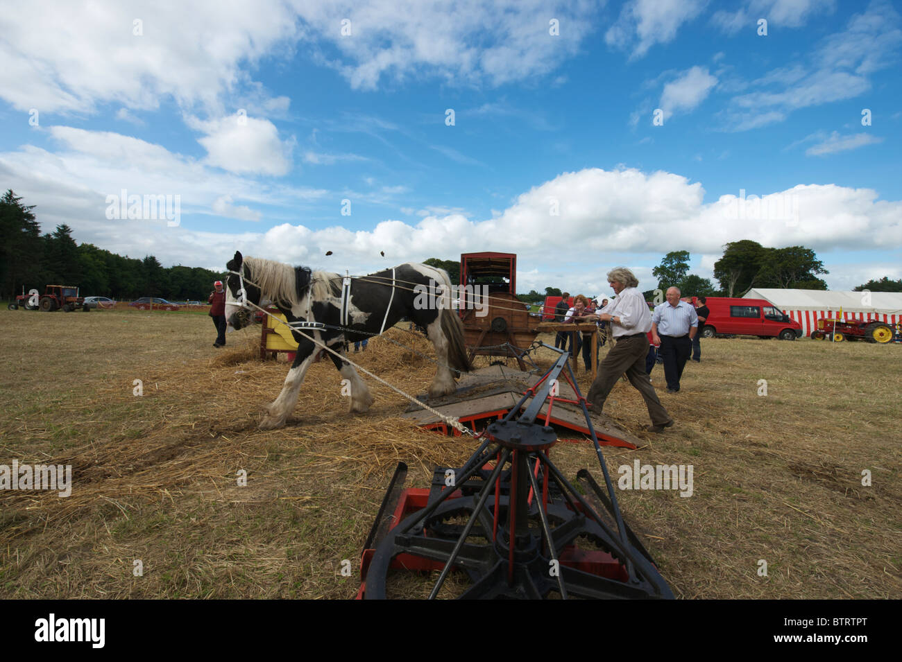 Mechanical horse machine hi-res stock photography and images - Alamy