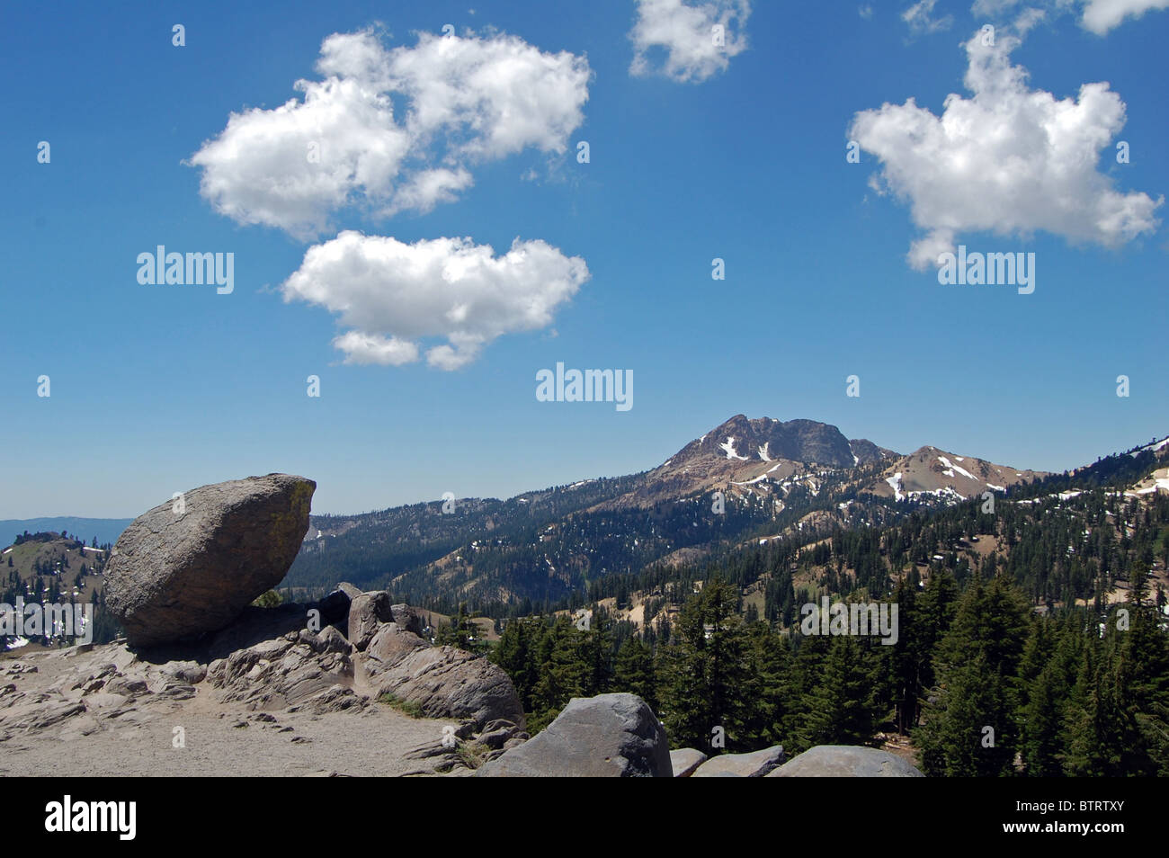 Bumpass hell trail hi-res stock photography and images - Alamy