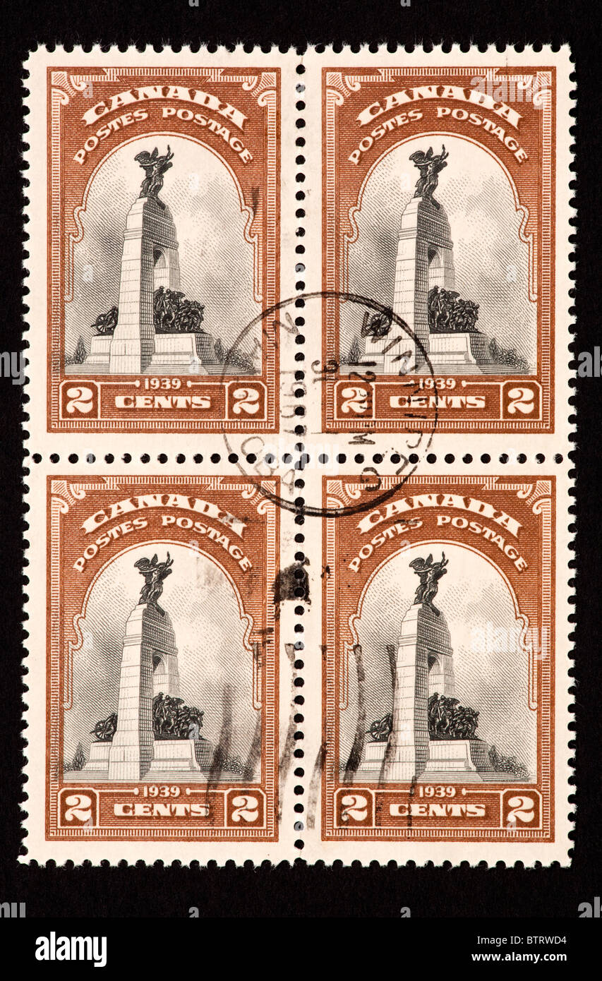 Canada postage stamps hi-res stock photography and images - Alamy
