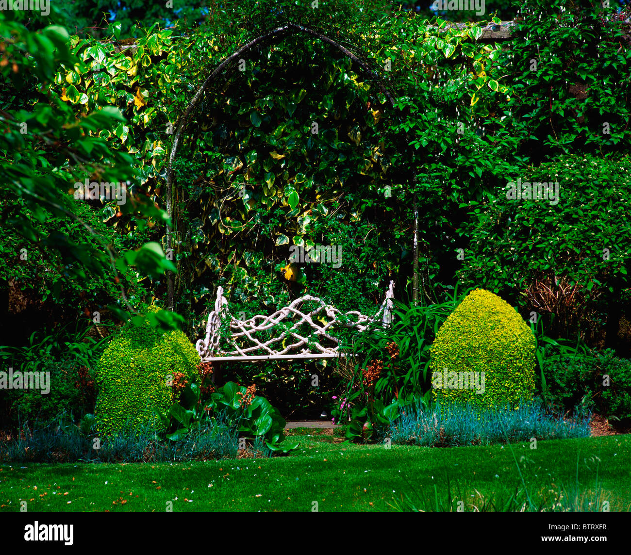 Garden arbour hi-res stock photography and images - Alamy