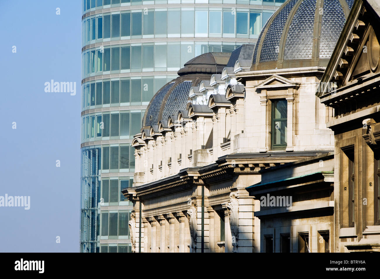 Modern and ancient buildings hi-res stock photography and images - Alamy