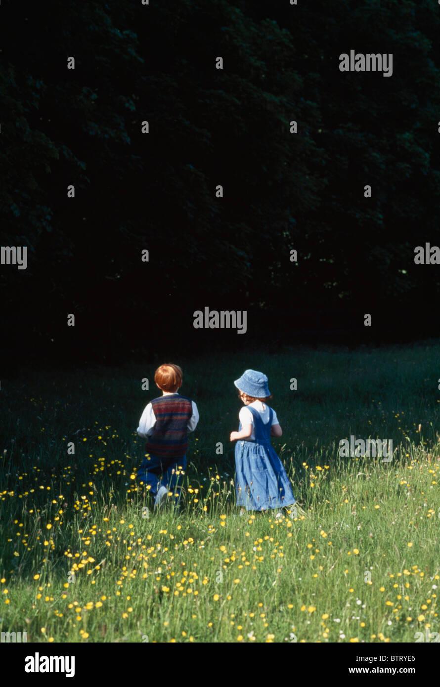 Children in ireland hi-res stock photography and images - Alamy