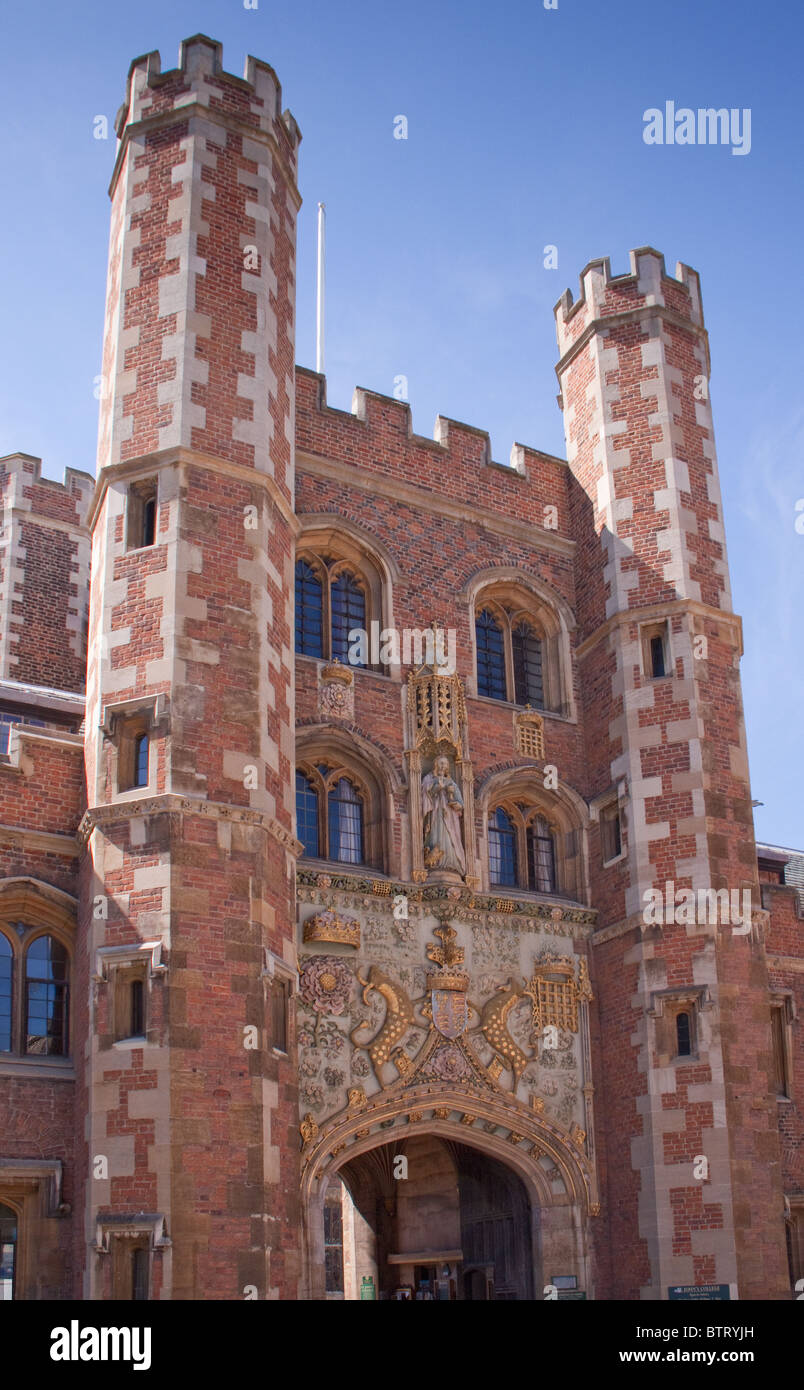 Quadrangle england red brick oxbridge architecture hi-res stock ...