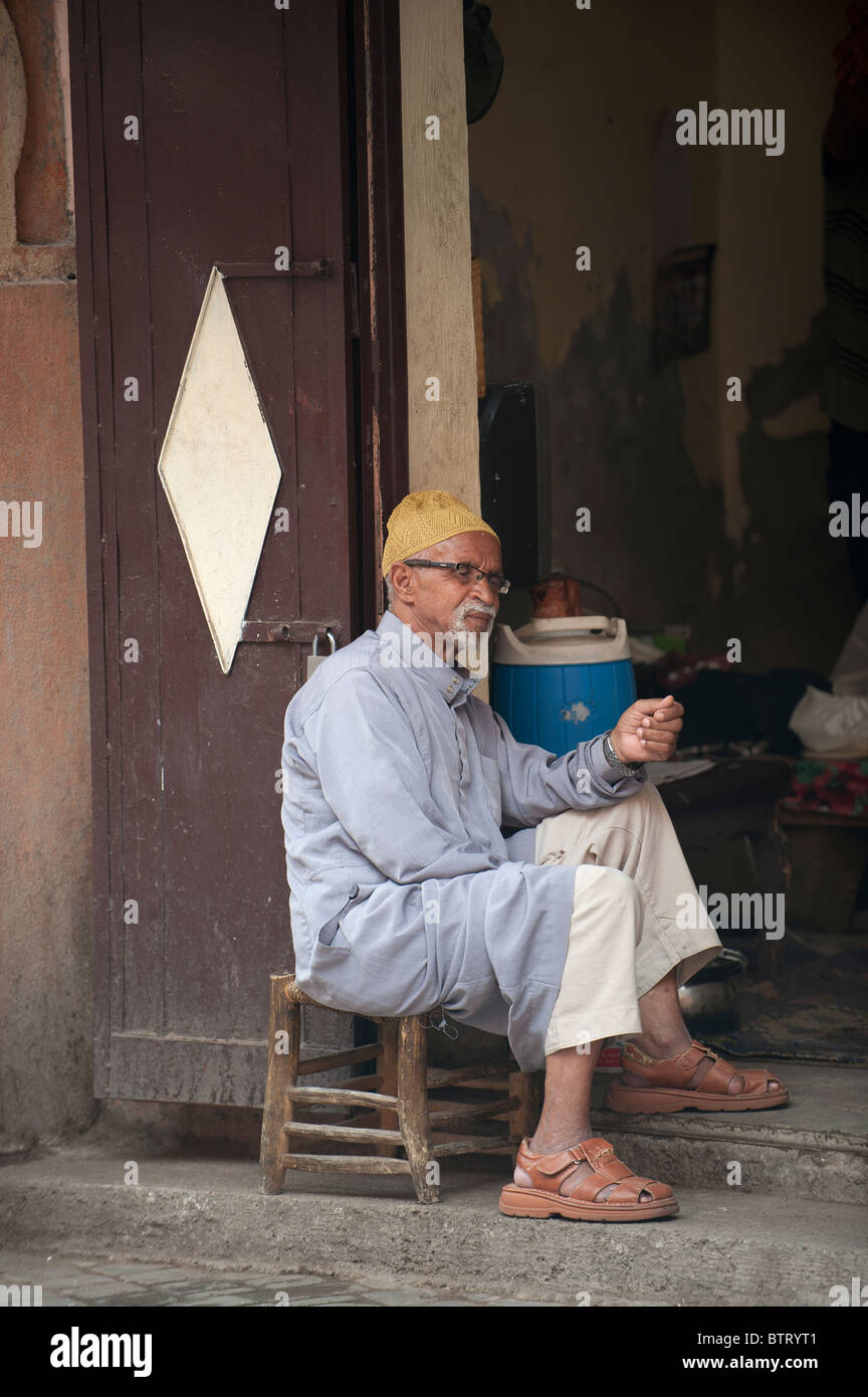 Old man resting marrakech morocco High Resolution Stock Photography and ...