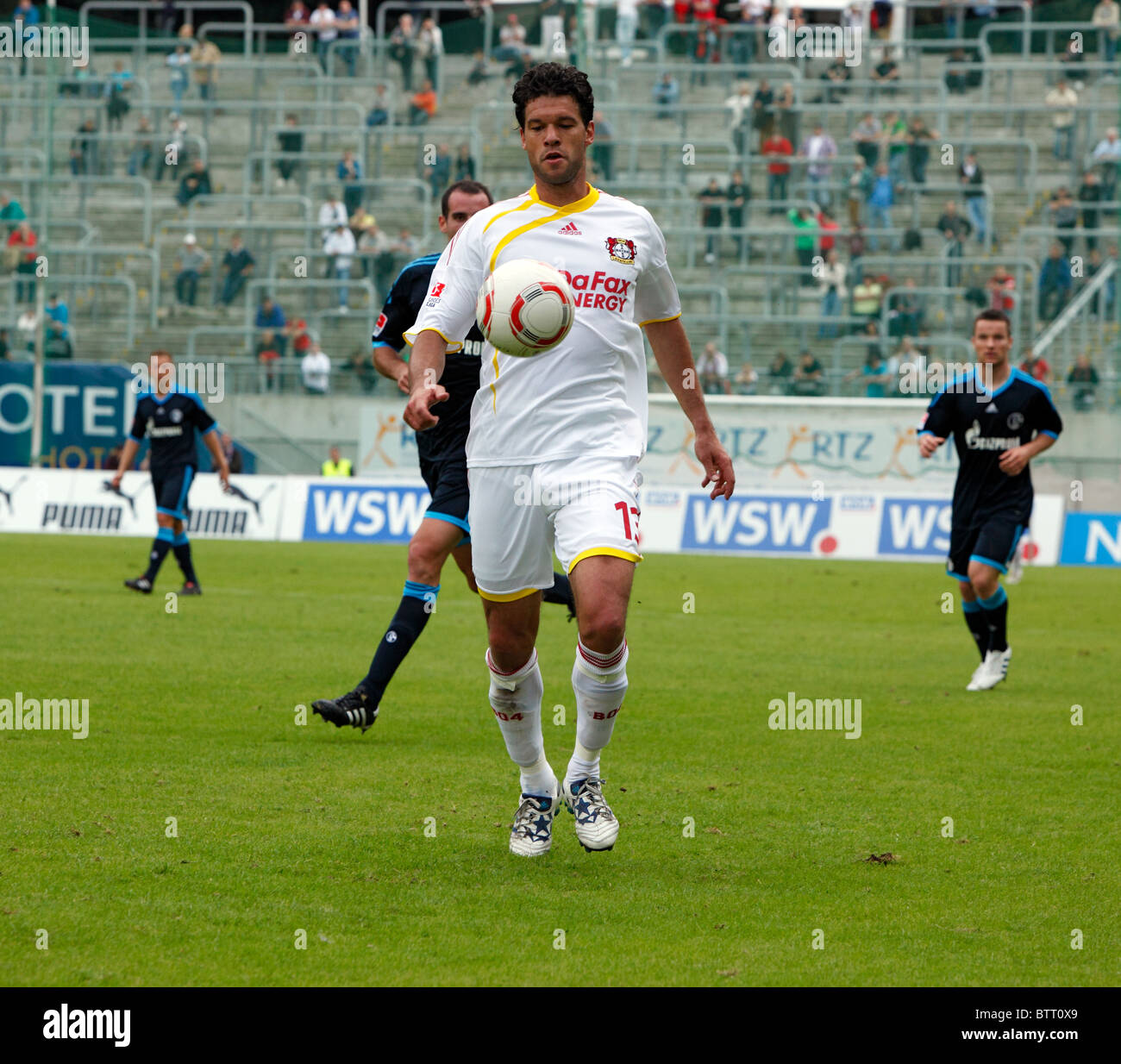 Michael ballack bayer 04 leverkusen hi-res stock photography and images ...