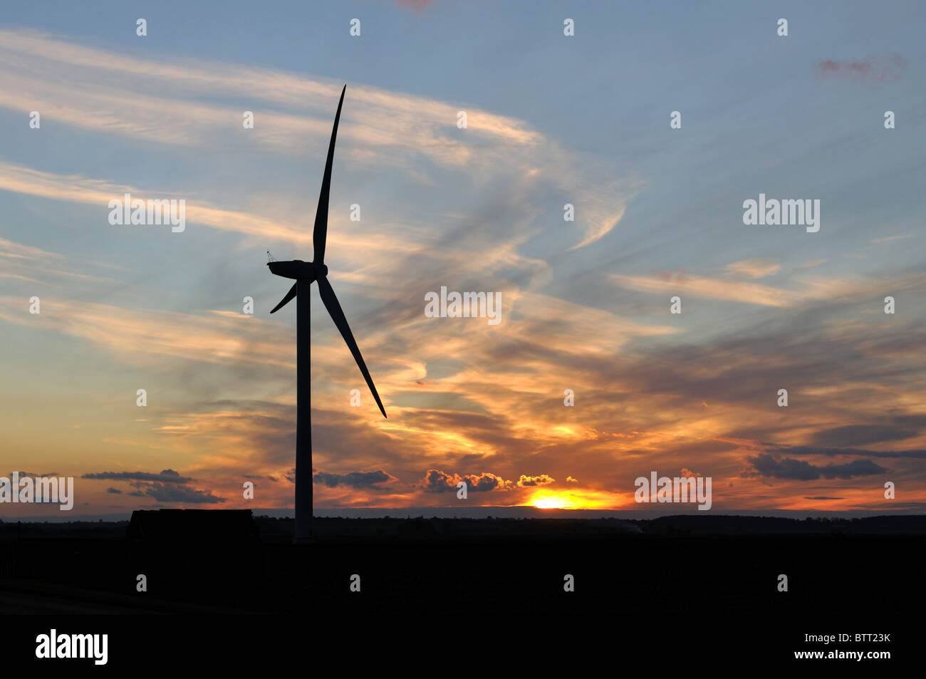 Windfarm uk sunset hi-res stock photography and images - Alamy