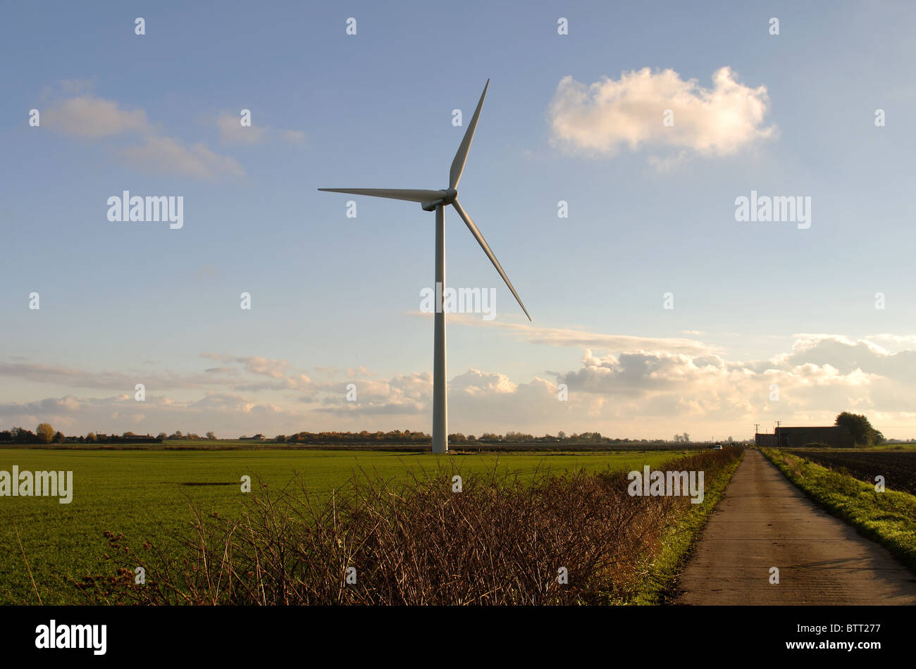 Wind turbines uk countryside hi-res stock photography and images - Alamy
