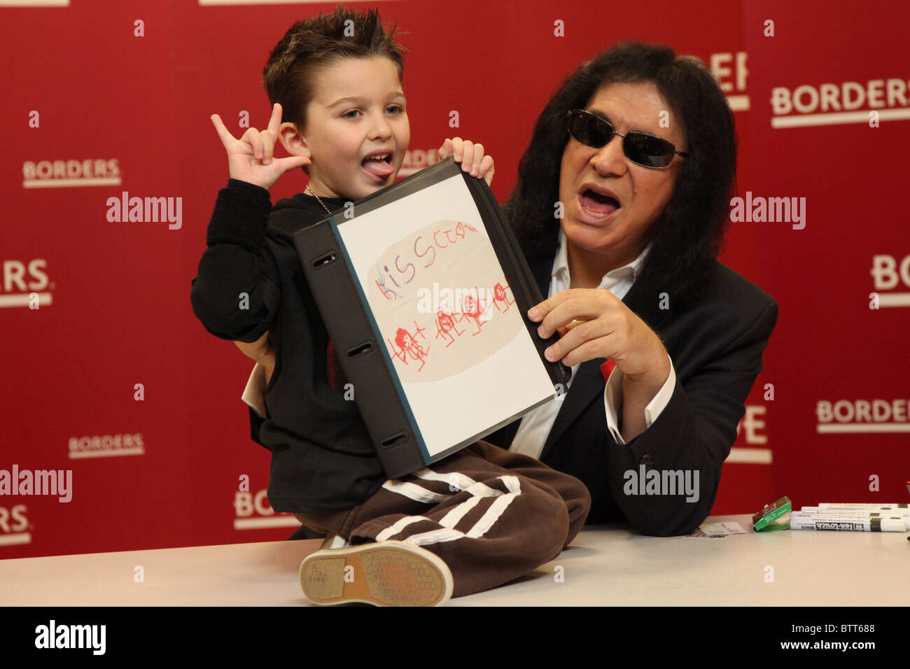 Gene Simmons Book Signing for KISS Kompendium Marvel Comics Compilation ...