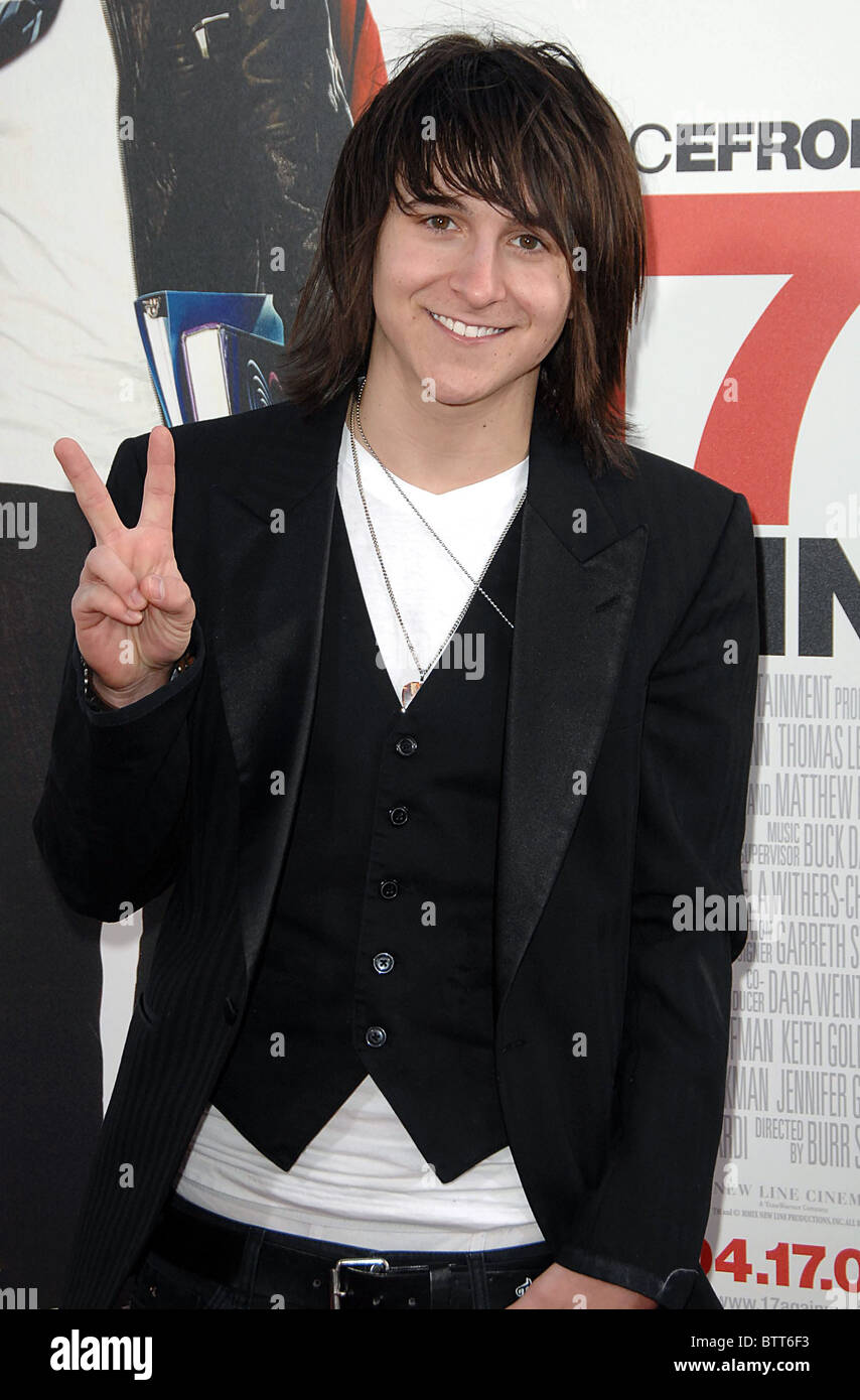 17 AGAIN Premiere Stock Photo - Alamy