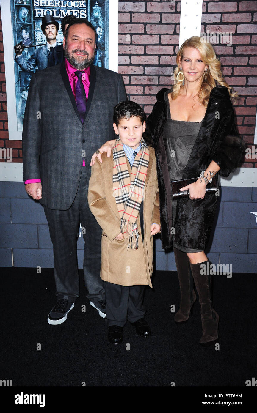 Holmes family hi-res stock photography and images - Alamy