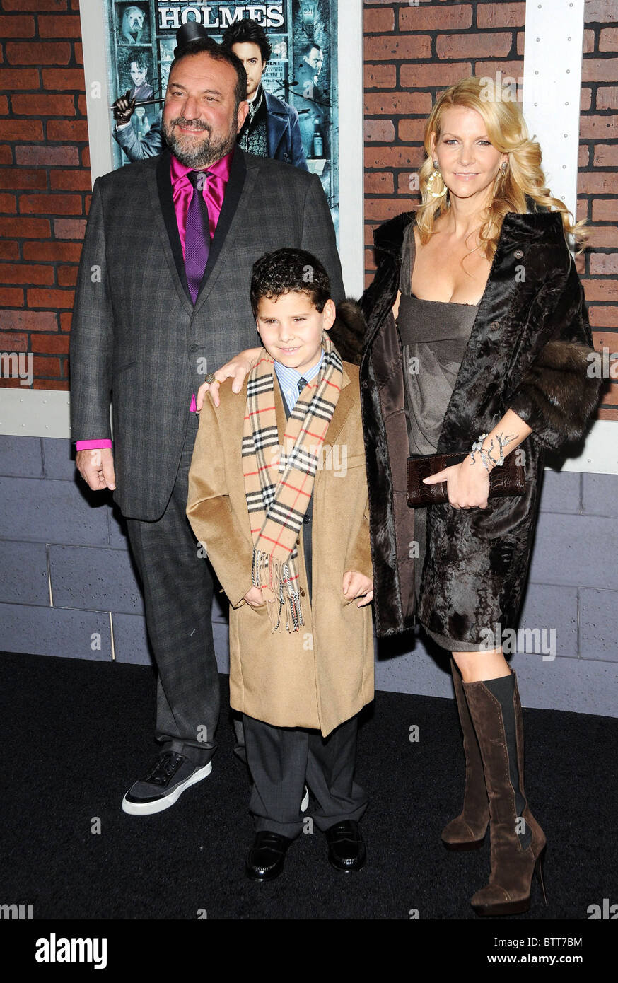 Holmes family hi-res stock photography and images - Alamy