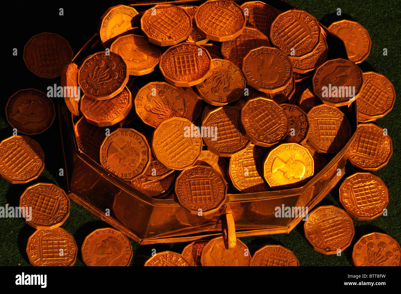 Threepenny bit hi-res stock photography and images - Alamy